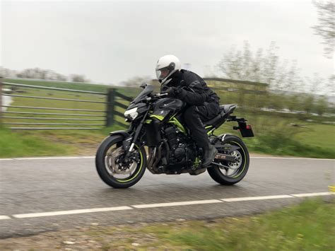 Motortest Kawasaki Z900 2021 Waarom Zo Populair