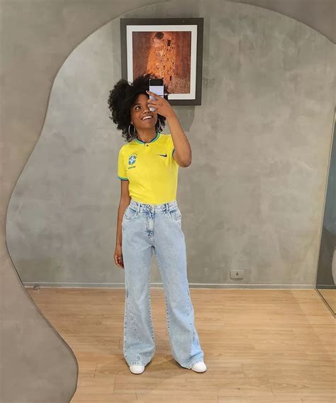 Brazilcore a tendência de moda que sempre esteve nas ruas da minha