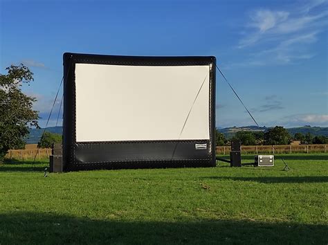 Cinéma en plein air 4 Live