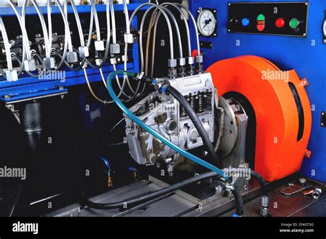 Dune pompe à carburant pour un moteur diesel après réparation sur un
