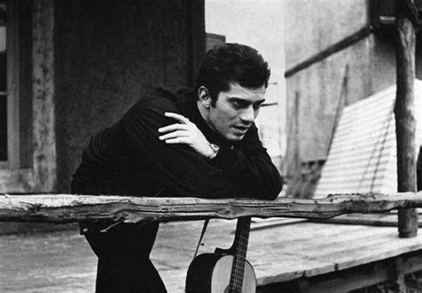 Chi Era Luigi Tenco Tutto Sul Cantautore Morto Suicida Donne Magazine