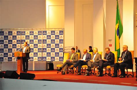 Campo Limpo ganhará quadra de futebol society após acordo Governo