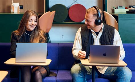 De 4 Verschillende Generaties Op De Werkvloer Solid Professionals
