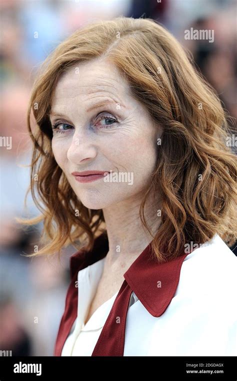 Isabelle Huppert Attending The Claire S Camera Keul Le Eo Ui Ka Me La