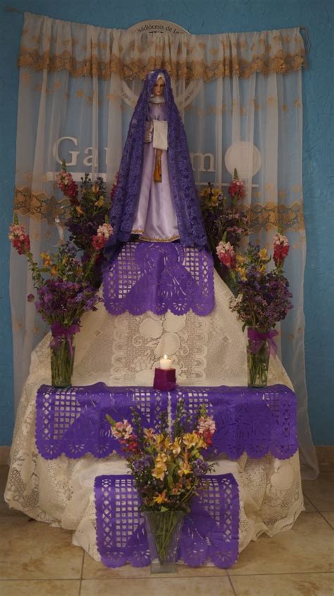 ALTAR DE VIERNES DE DOLORES