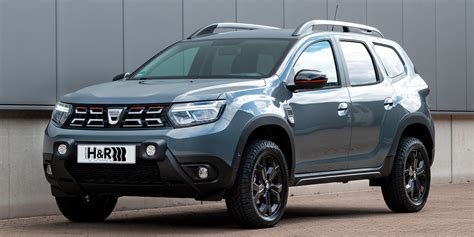 Dacia Duster Plus fort en tout terrain auto illustré le magazine