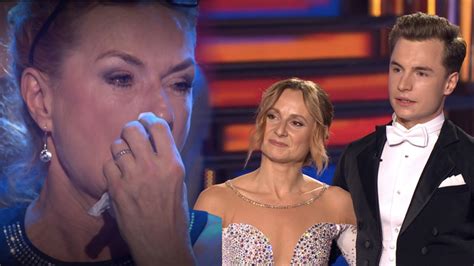 Oskar Hes ve StarDance rozplakal maminku Táta se díval z nebe eXtra cz
