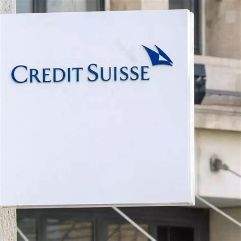 Suiza cubrirá hasta 9 000 millones de posibles pérdidas de UBS por la