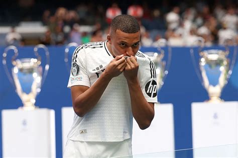 La emoción de Mbappé en su presentación el recuerdo con Zidane y el