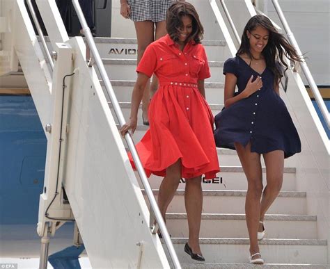 New Pictures Of Michelle Obama Upskirt