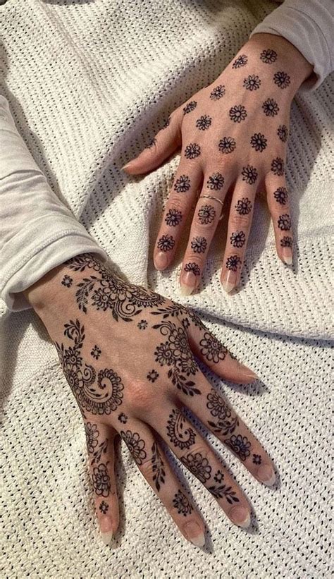 59 Timeless Pattern And Artistry Henna Designs Floral Paisley