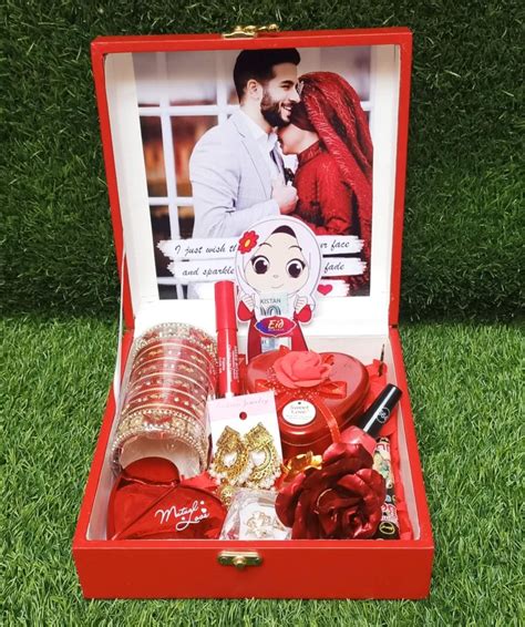 Send Online Gifts In Pakistan