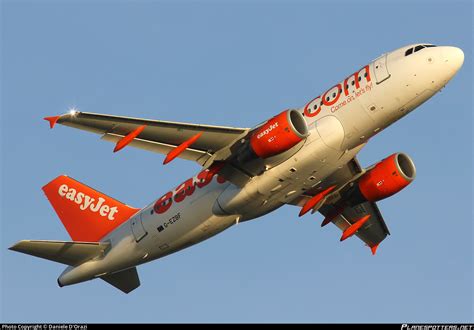 G EZBF EasyJet Airbus A319 111 Photo By Daniele D Orazi ID 181790