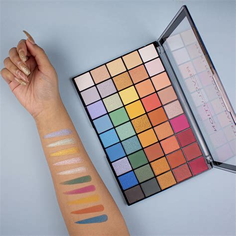 Makeup Revolution Maxi Reloaded Eyeshadow Palette Big Shot Revolution