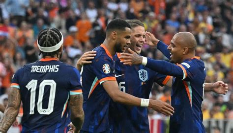 Países Bajos se mete en cuartos de final de la Eurocopa