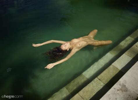 Hegre Clover Naked Pool Art Xxxfile Org