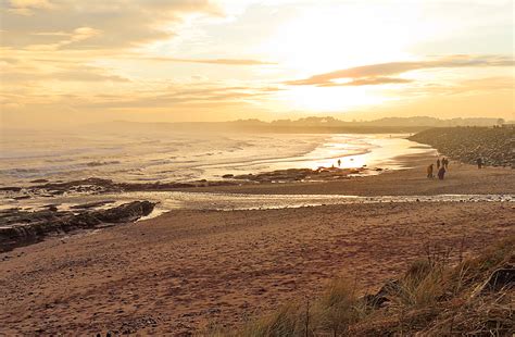 Winter On The Beach Anne Burgess Cc By Sa 2 0 Geograph Britain And