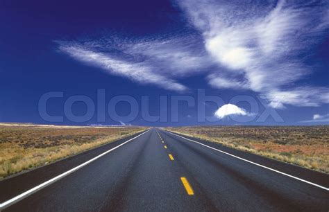 Smukke H Jde Skudt Med Bl Overskyet Himmel Og Gule Gr S Stock Foto