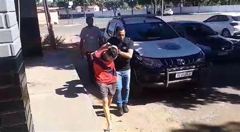 Dupla suspeita de matar homem a tiros por dívidas de drogas é