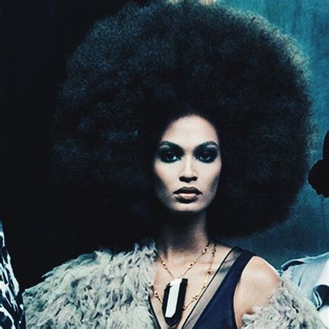 Joan Smalls joan smalls в Instagram she looks so good with Afro