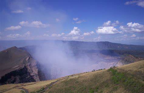 Foto CRATER VOLCAN MASAYA Masaya Nicaragua