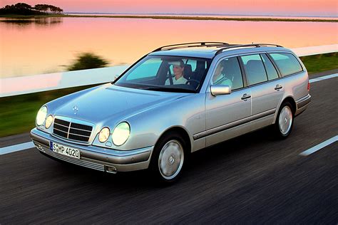 Mercedes Clase E Estate W Foto De