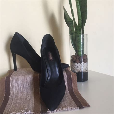 Scapin Preto Salto Fino Sapato Feminino Arezzo Usado 53130866 Enjoei