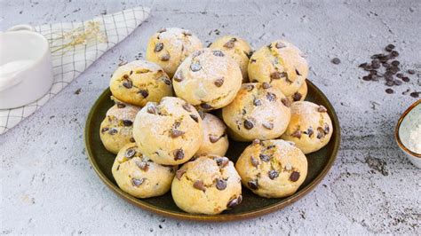 Biscotti Allo Yogurt Con Gocce Di Cioccolato La Ricetta Dei Frollini