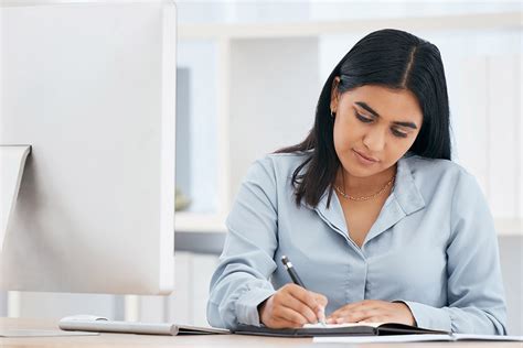 Qué es un gestor administrativo Sus funciones CEAC