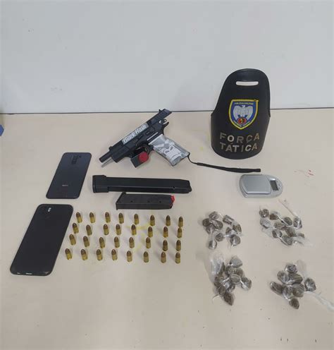 Pmes Bpm Apreende Pistola E Drogas Em Carato Ra Vit Ria