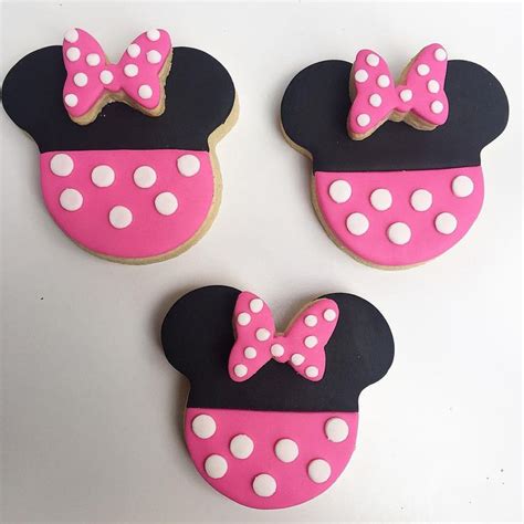 Minnie Mouse Cookies Instagram Photo By Thesweetescapesydney