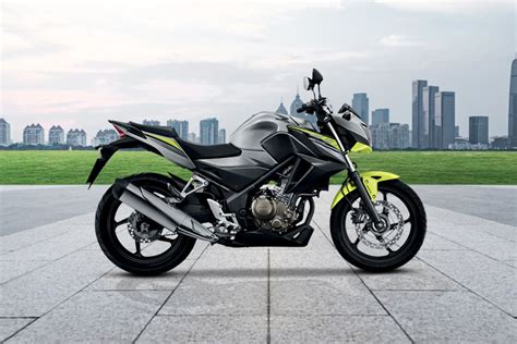 View 300cc Beginner Bike Review Honda CBR300R CB300F ZigWheels
