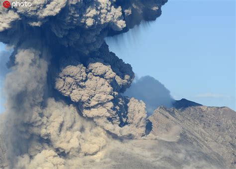 日本樱岛火山剧烈喷发 火山灰喷射高度达5500米 江苏环境网
