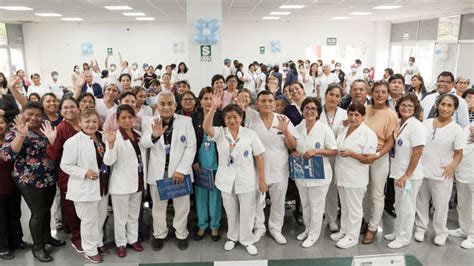 Hospital Nacional Hipólito Unanue Rinde Homenaje a Técnicos Y