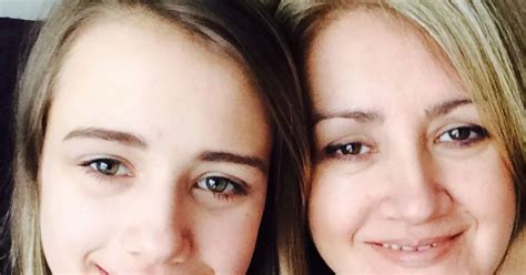 Mother S Day Selfies Send Us A Snap Of You And Your Mum Surrey Live