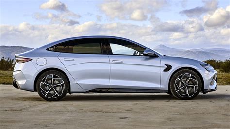 BYD Seal O sedã elétrico potência surpreendente e autonomia de