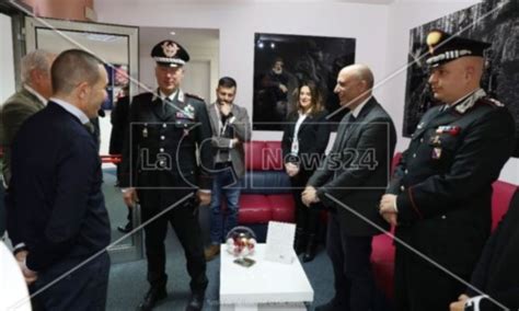 Il Generale Dei Carabinieri Salsano In Visita A Lac Grande Lavoro