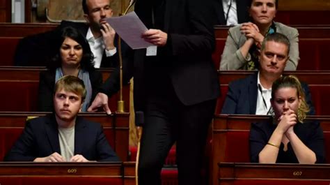 Retraites les députés Nupes et RN demandent un référendum
