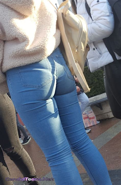 Tight Jeans Cameltoe Outdoor Candid Candid Teens