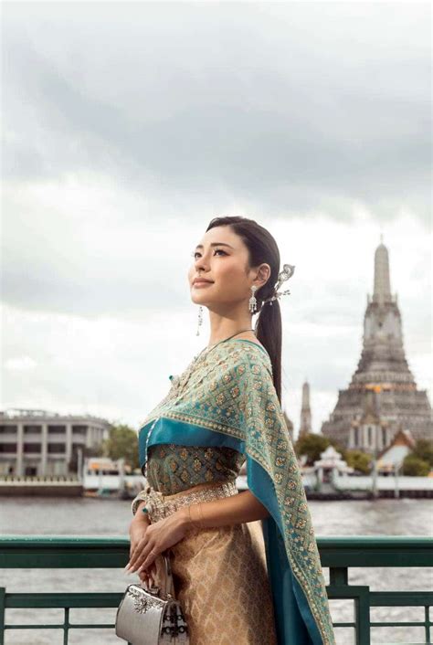 เผยลุคใหม่ น้องเร Rae Lil Balck สวมชุดไทยงามหยดย้อย ปังสนั่นริมเจ้าพระยา Thaiger ข่าวไทย