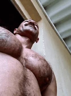 Thumbs Pro Hairyguyworld Leo De Azevedo