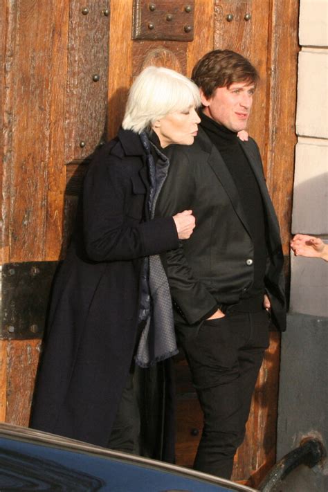 Photo Exclusif Françoise Hardy et son fils Thomas Dutronc se