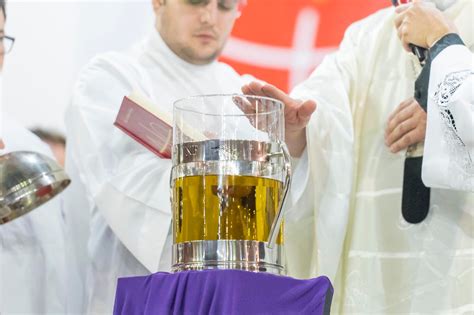 Arquidiocese terá retiro em preparação para a Missa dos Santos Óleos