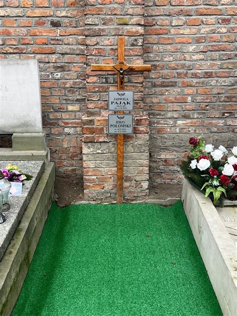 Jerzy Połomski grób artysty jest zaniedbany Tak wygląda mogiła