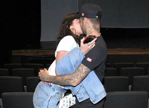 Foto Bruna Marquezine E Neymar Apareceram Juntinhos Em Clima De