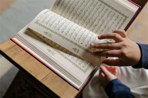 Kunci Jawaban Ips Kelas Halaman Kitab Suci Tempat Ibadah Dan