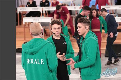Amici 17 Maria Fa Le Prove Del Serale Con Ballerini E Cantanti Chi