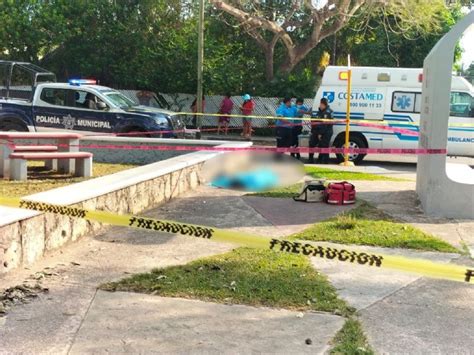 Vecinos Hallan A Indigente Muerto En Un Parque De Cozumel PorEsto