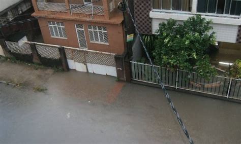 Chuva Alaga Ruas E Complica O Tr Nsito No Rio E Na Baixada Fluminense