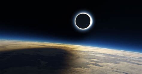 VIDEO Así se vio desde el espacio el eclipse total de Sol que cautivó